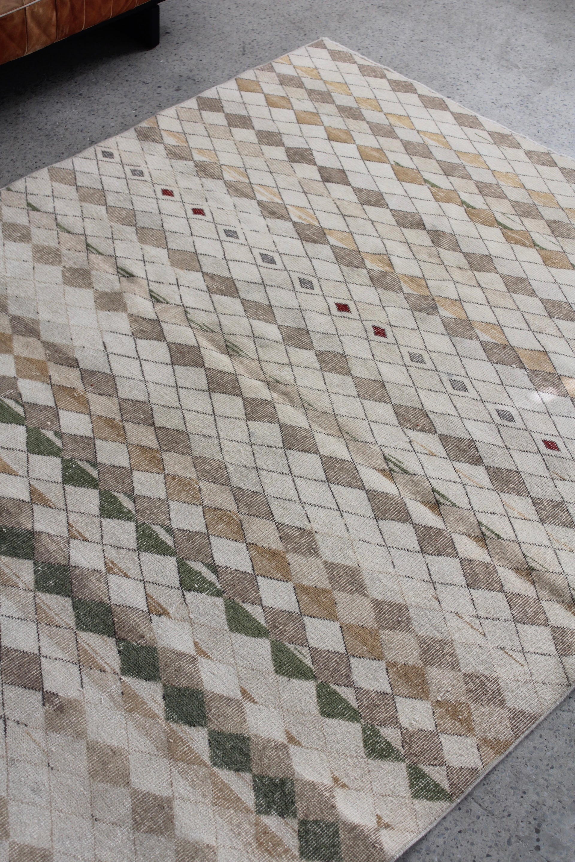 Carpet & Rugs | Le Centerpiece